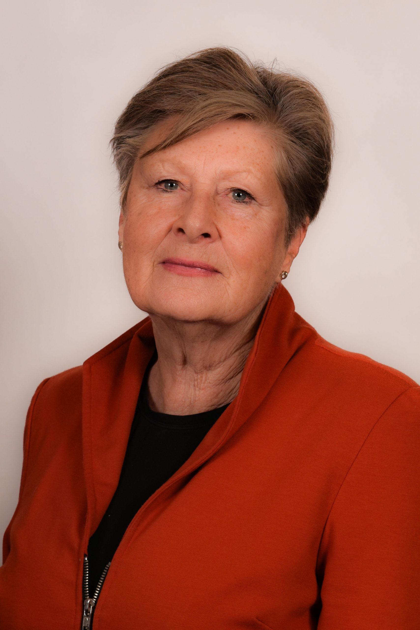 Mrs Robyn Kristenson Girton Grammar School mrs-robyn-kristenson-girton-grammar-school